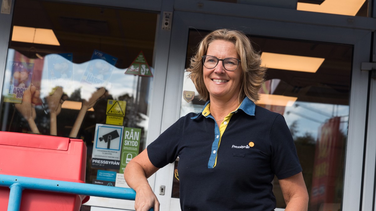 Malin brinner för service i Gamleby