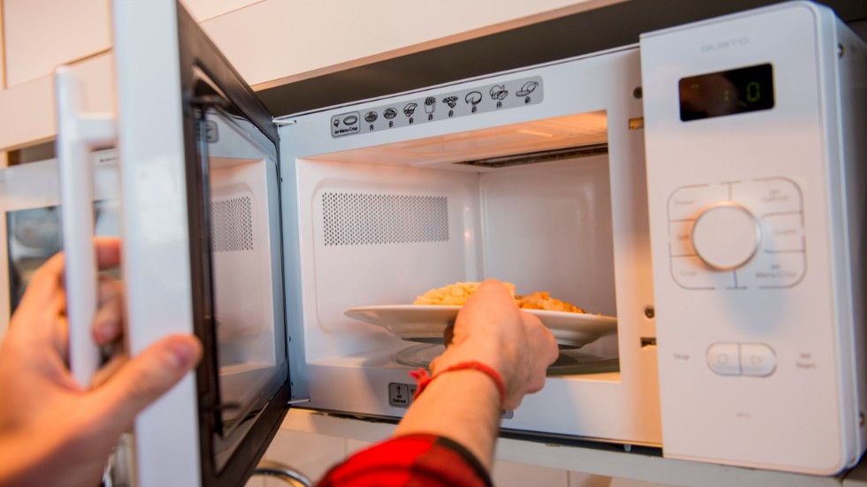 Politikernas förslag: Kyld mat i stället för varm mat till äldre