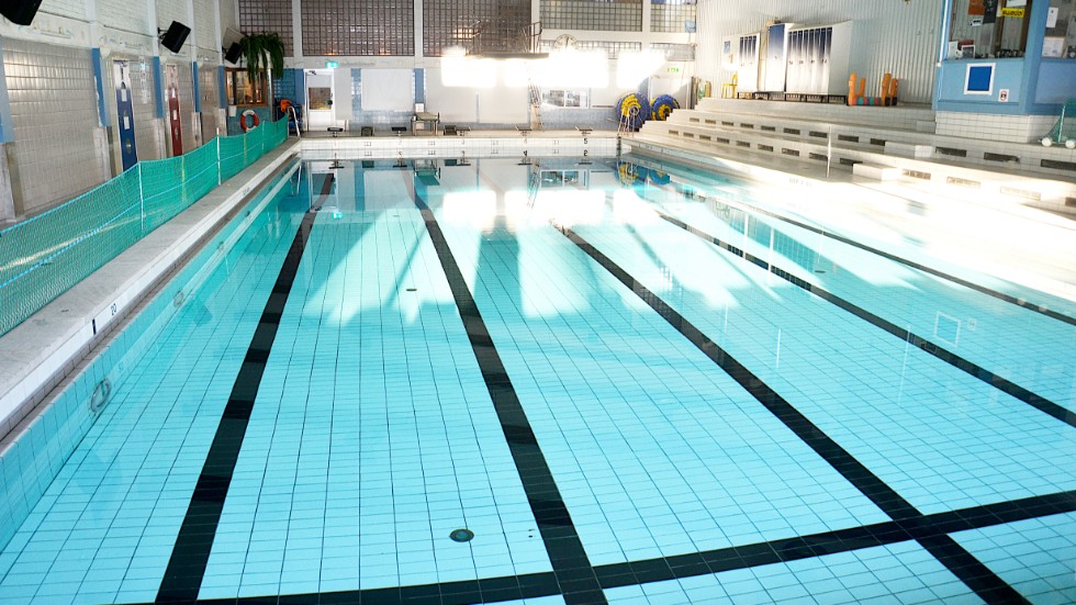 Ett steg närmare simhall – men fortfarande osäkerheter