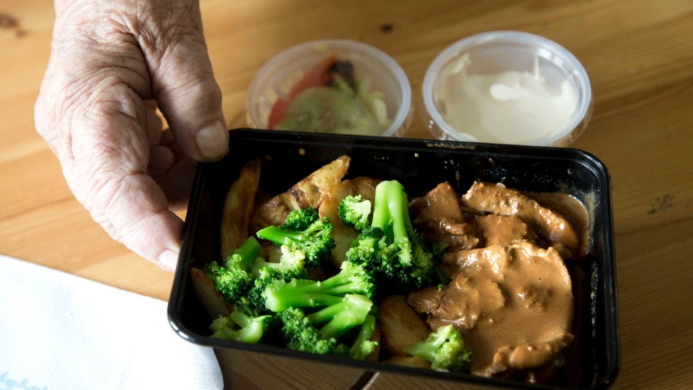 DEBATT: Orimlig höjning av kommunens lunchpriser för äldre