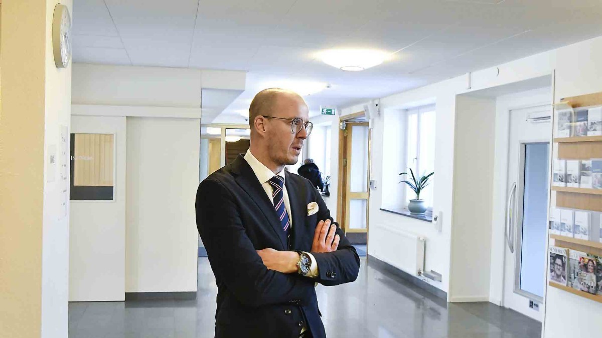 Greps Av Polis Efter Våldtäkt Så Långt Blev Straffet
