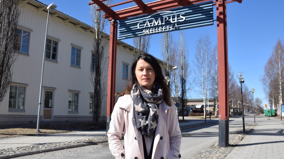 Därför springer det runt grodor, riddare och demoner på stan