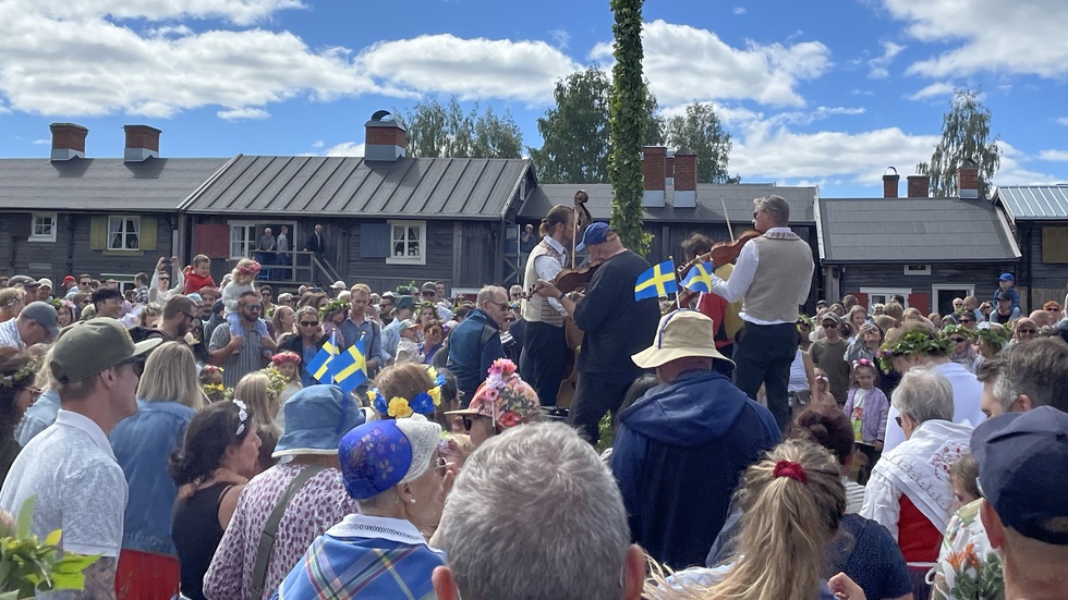 Midsommarfirandet i Bonnstan: "Kul med mycket folk"