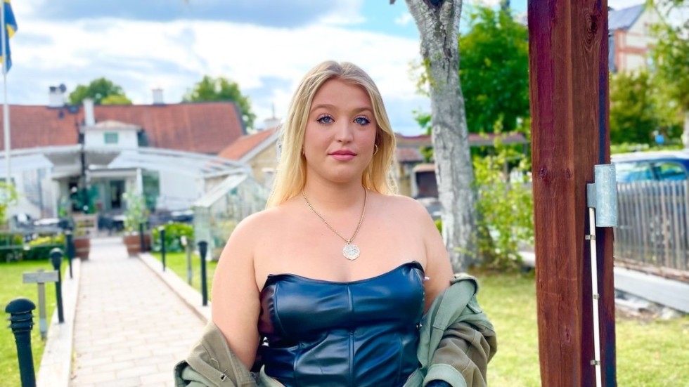 Tindra blev upptäckt på Malta – nu släpps debutsingeln: "Jag får typ ...