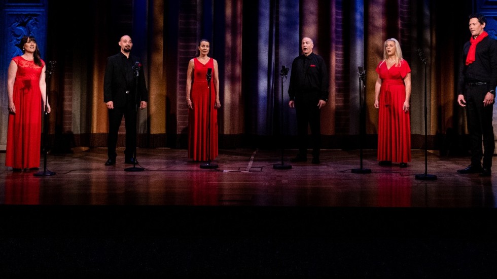 Ernman om depressionen, dottern och sina lesbiska fans