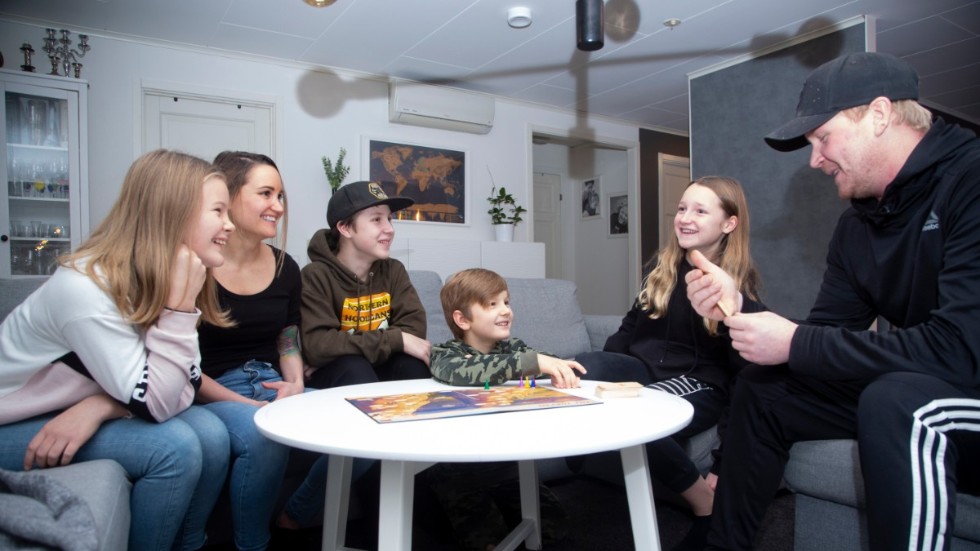 Här är årets stora test av sällskapsspel: "Jag kröp som en köttbulle ...