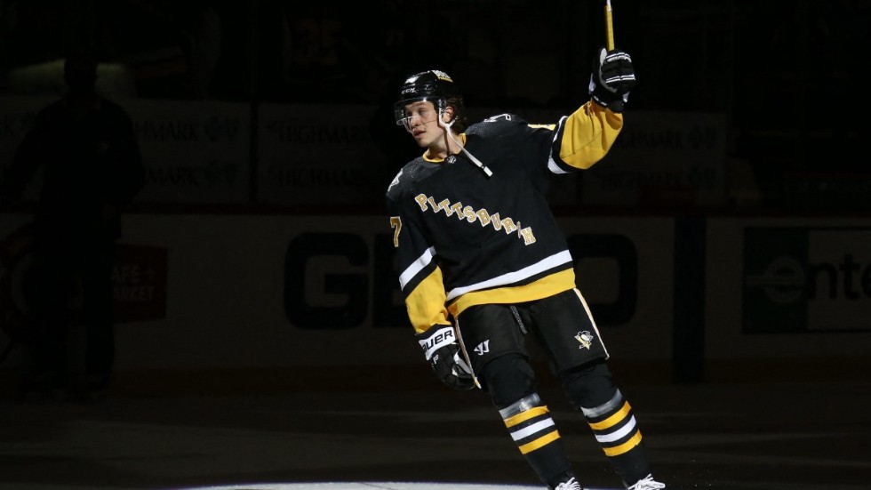 Tillbringar somrarna i Skellefteå – nu har stjärnan skrivit nytt ...