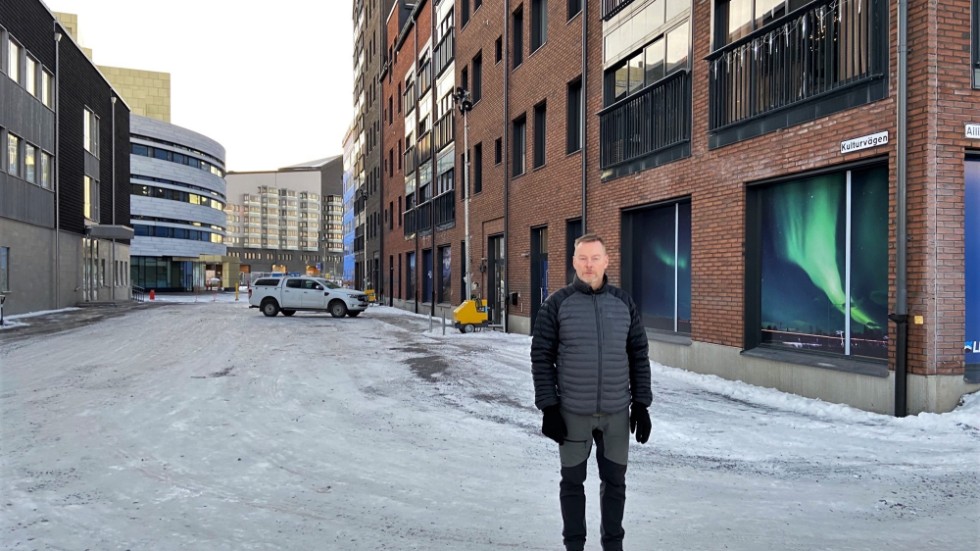 Parkeringskaos i nya centrum – familjens andra bil bötfälls • Hyresgäst ...