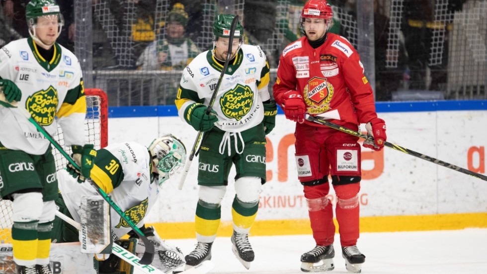 Ais-spelare fick sitta i grupp och diskutera – någon lösning kom inte ...