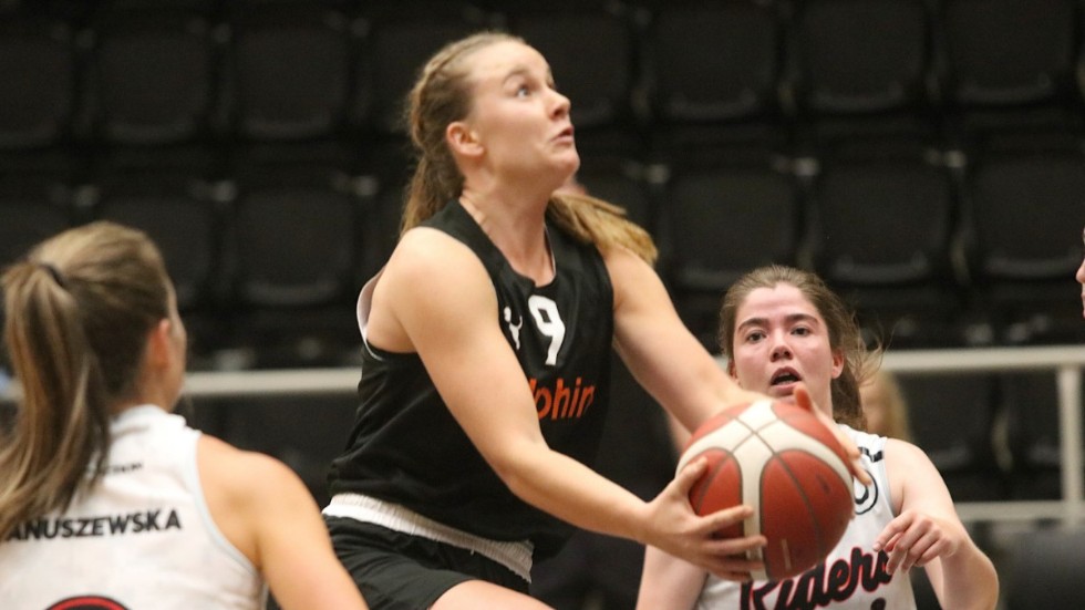 Seger för ungt Dolphins i första testet: "Alla vågar"