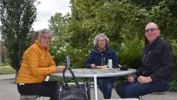 Vimmelbilder från matmarknaden i Skellefteå – se vilka som besökte den ...