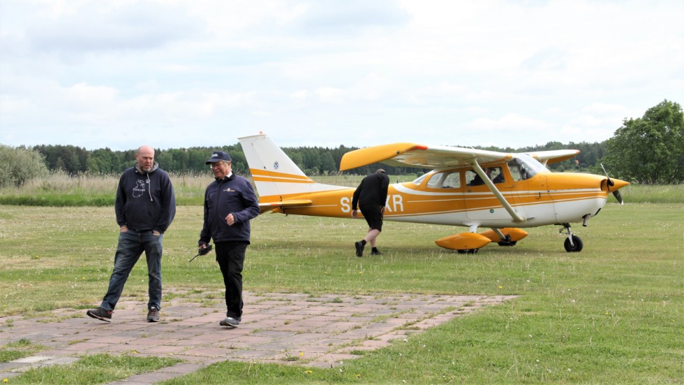 Flygplanet mäter radioaktivitet från luften vid kärnkraftsolycka