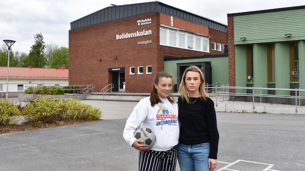 Stoppas från att spela med skollaget – för att de är tjejer