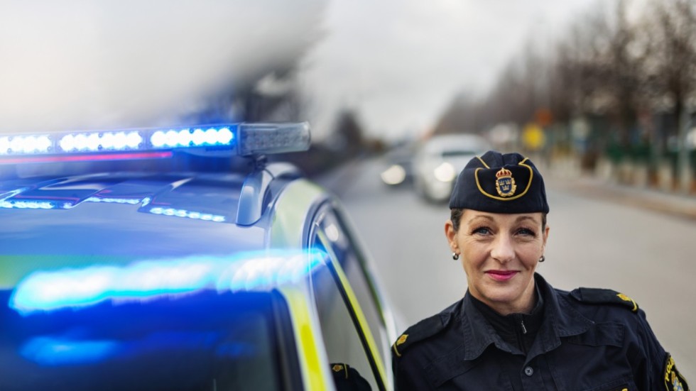 Efter väderomslaget – polisen varnar för att köra med fel däck: "Nog ...