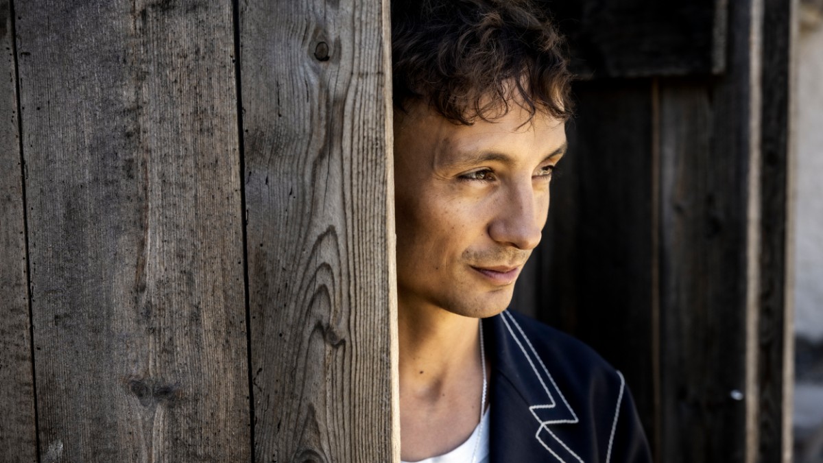 Daniel Adams-Ray ställer in konserter - Kkuriren