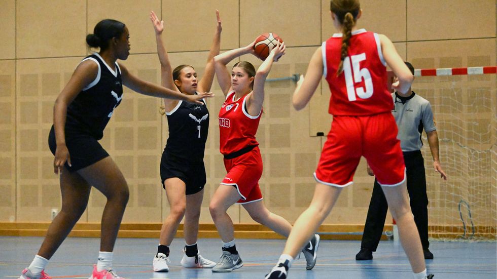 Alice, 16, inför kvalet till SM: "Nervösa men väldigt laddade"