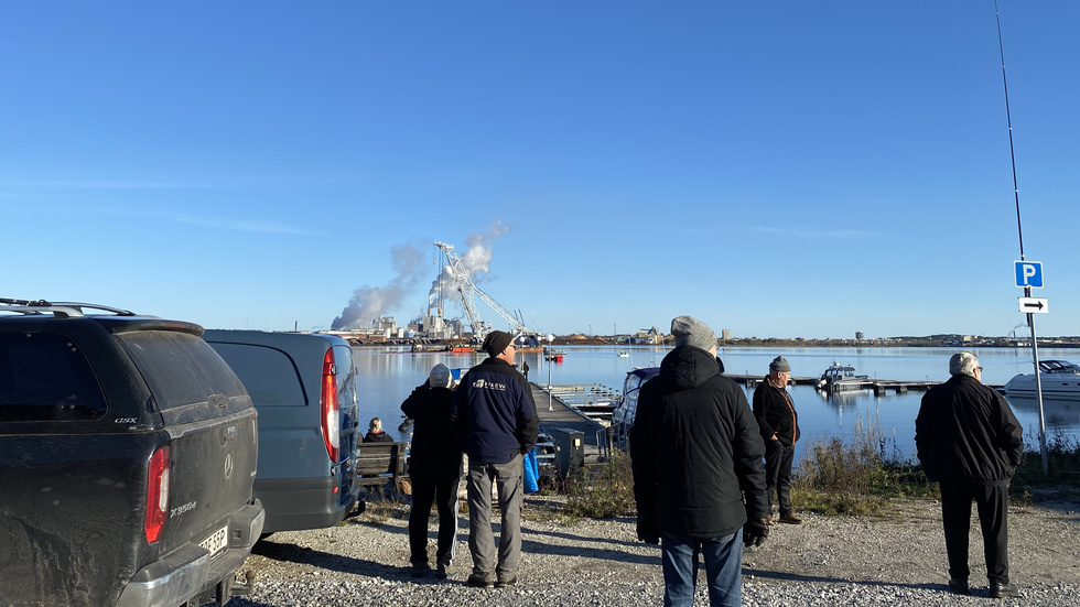 Munksund 5 bärgad från Inre fjärden – spår av tjockolja i vraket