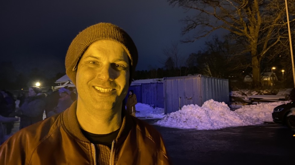 Vinterfirande genom historien drog storpublik – med besök från kunglig ...