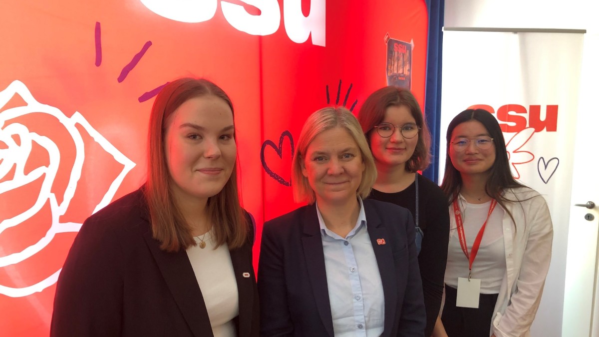 LEDARE: Vanligt folk i foku(S) för Magdalena Andersson