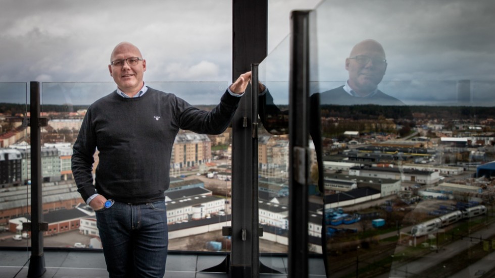 Kenneth: Man försökte klättra upp för balkongen