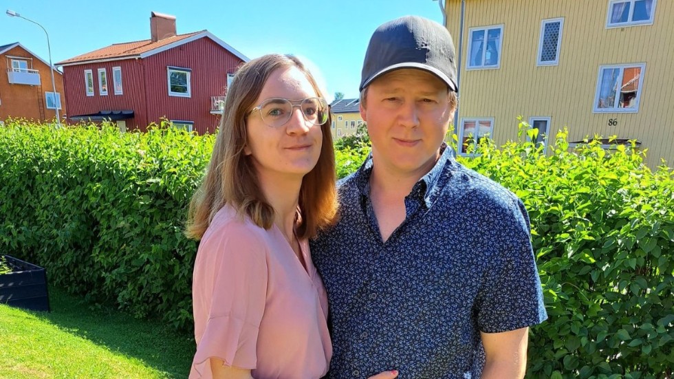 Agnes och Thomas hjälpte den skadade flickan i väntan på ambulans: ”Var ...