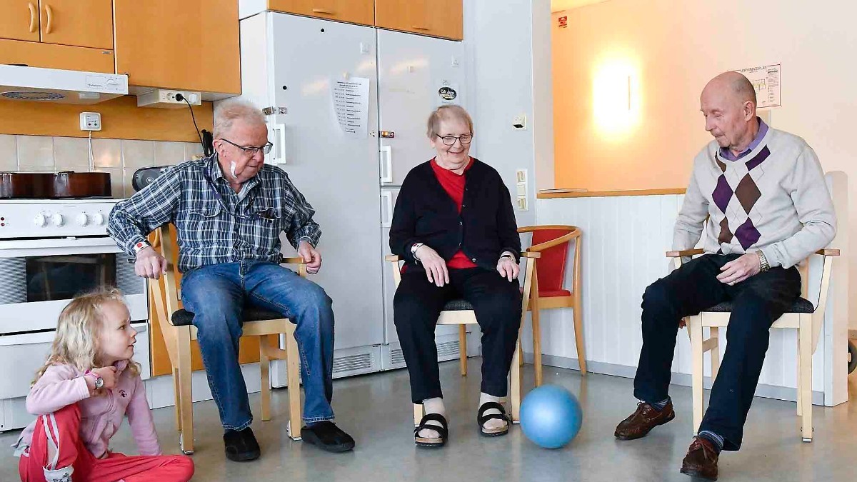 Gympa på schemat för barn och äldre