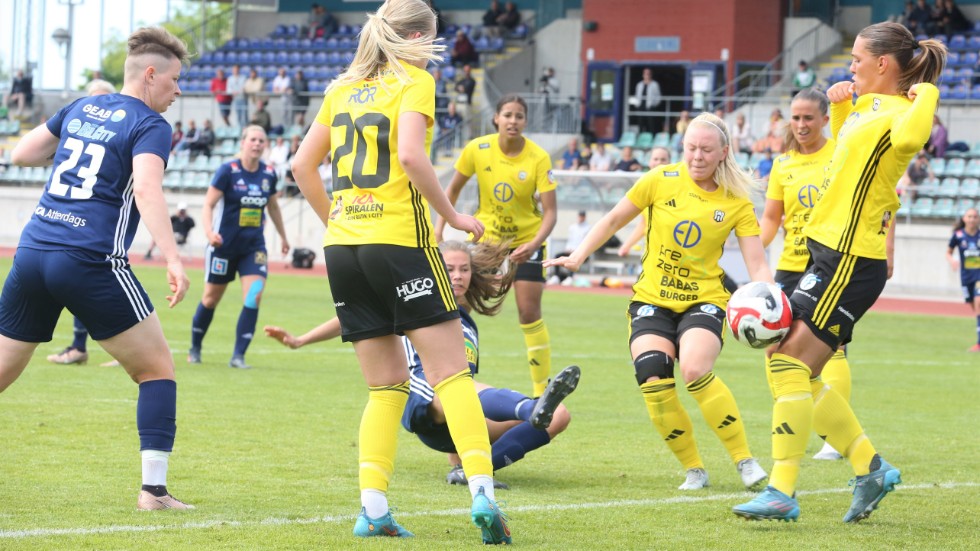 P18 IK föll tungt mot topplaget på Gutavallen