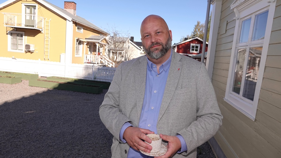 Piteås politiker får hård kritik av lokala företag