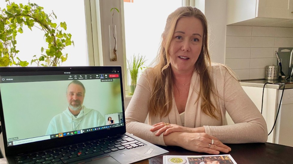 Hemma hos Kock-Adams familj: "Det har varit många bombnedslag i köket"