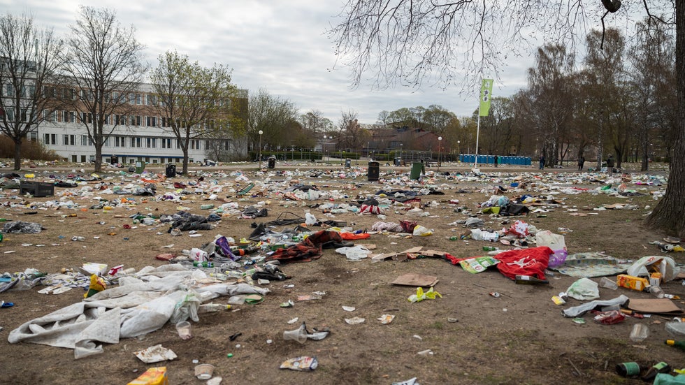 FILM: Från sopkaos till städat – Se förvandlingen i Ekonomikumparken