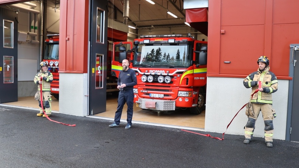 Här invigs efterlängtade Almunge brandstation