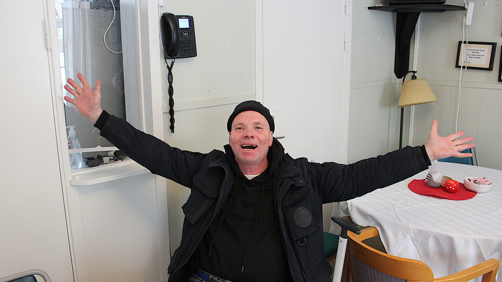 Stadsmissionen bjöd på julmat och musik: "Kan inte bli bättre"