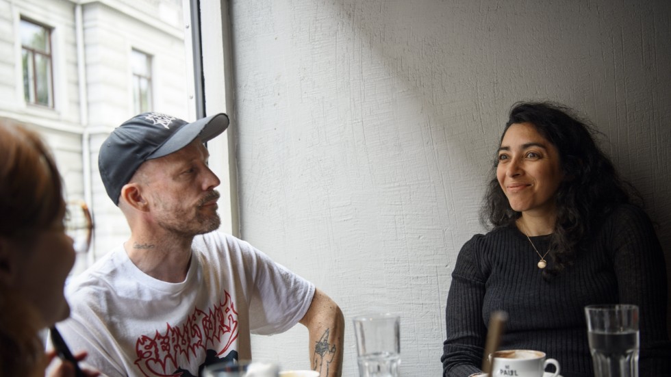 Omaka författarpar vill lyfta glesbygden