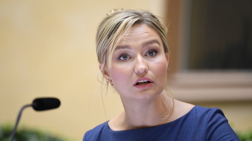 Busch öppnar för att strypa bistånd till Turkiet