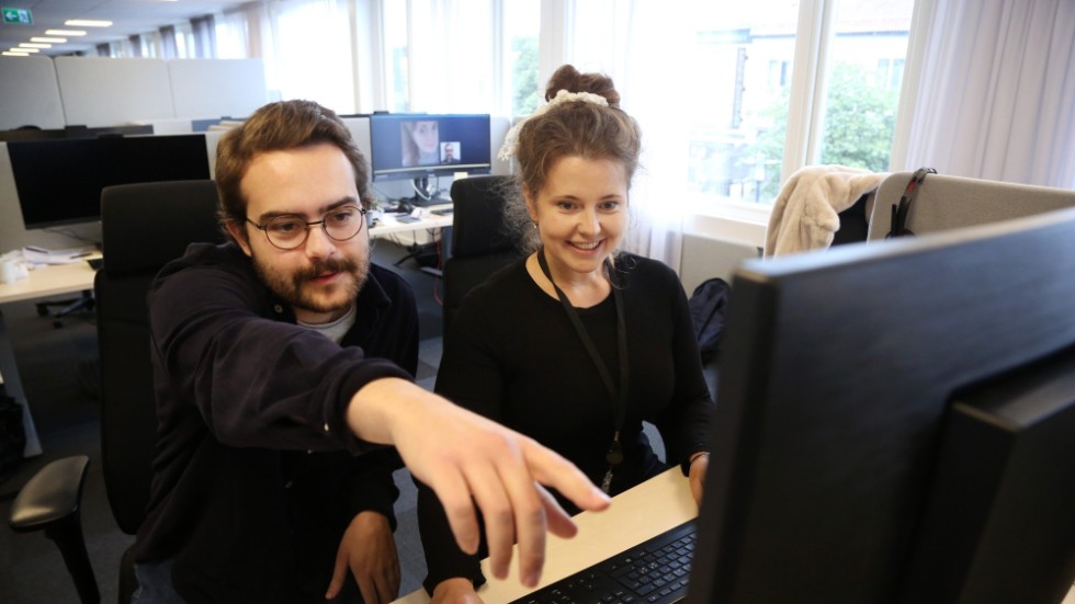 Stort intresse för nya stödet • 37 personer på Visbykontoret hjälper sökande från hela landet ...