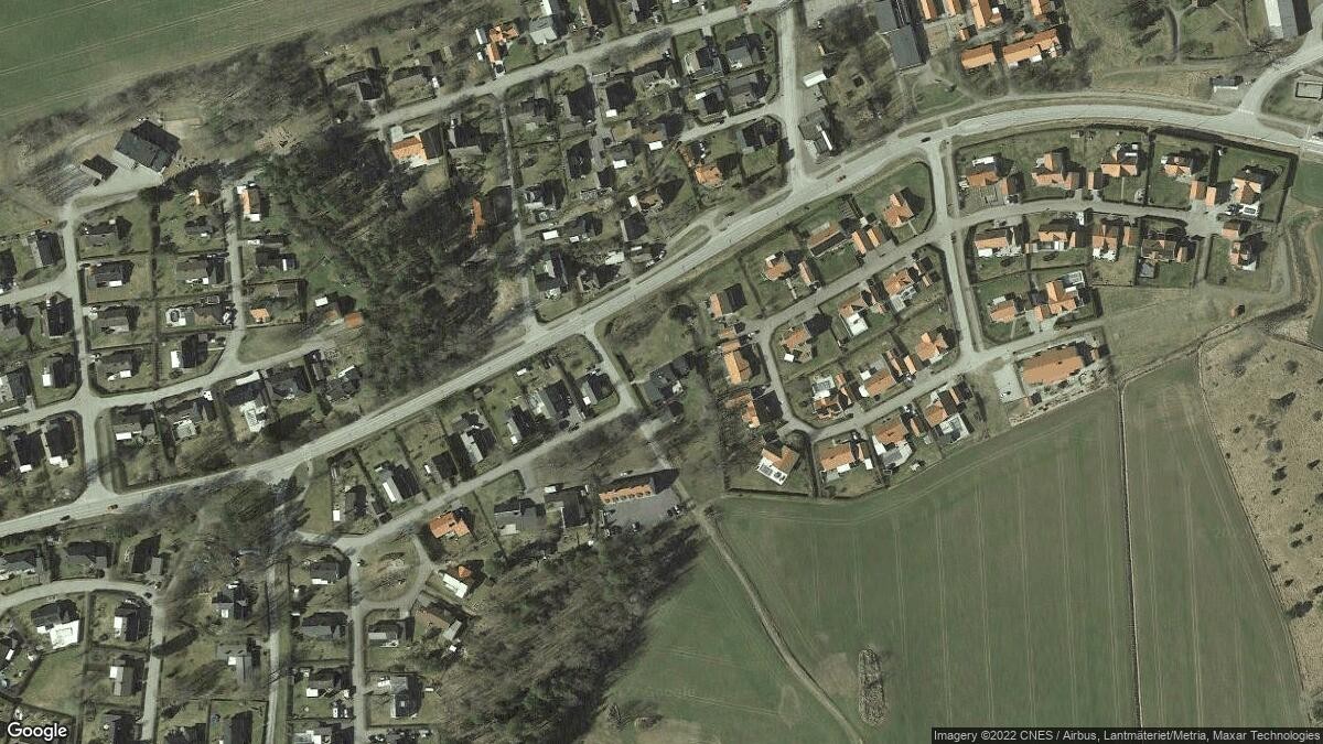 Stor villa på 230 kvadratmeter från 1965 såld i Askeby, Linghem ...