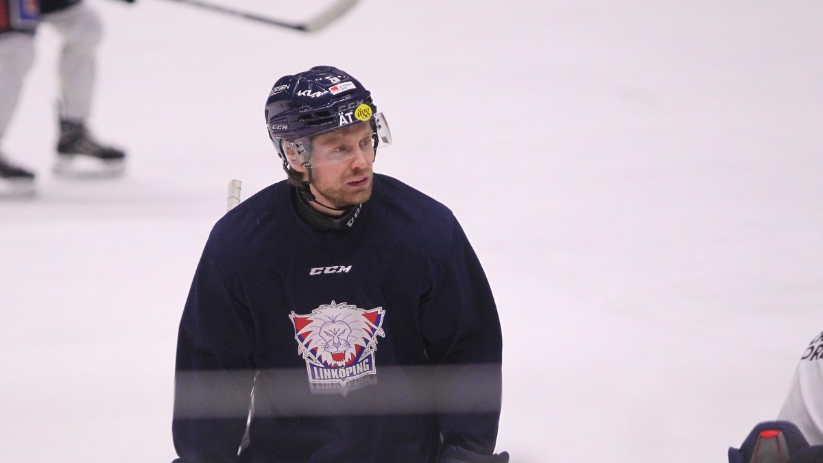 LHC-doldisen som alltid spelar: "Sebbe tar hand om oss"