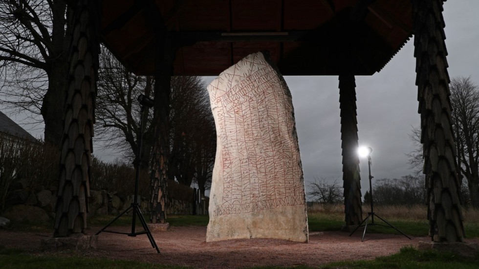 Henrik Williams Knäckte Rökstenens gåta Världens enda runologiprofessor ...