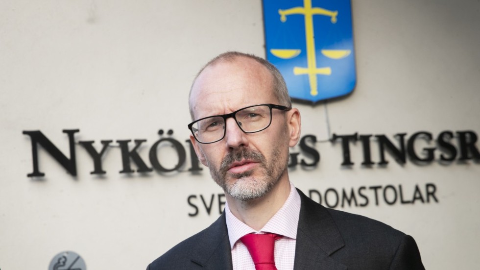 Man misstänks ha våldtagit ungt barn – och fotat övergreppen