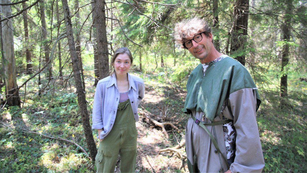 Här skruvar sig skogen in i känslor, fantasier och sinnen