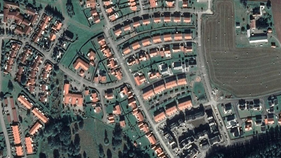 Fastigheten på Ärtsångarevägen 1 i Linghem tas över av tidigare delägare