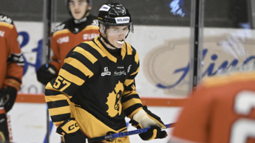 Skelleftesonen gjorde första landslagsmålet i karriären