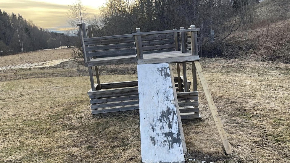 Stor skadegörelse på badplats: "Det är bedrövligt”