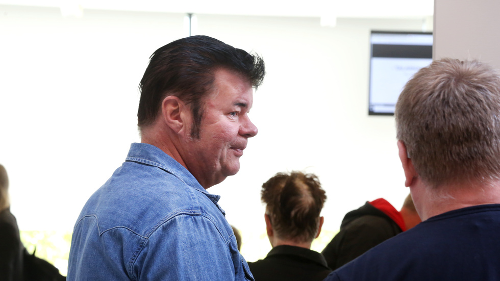 Efter SD och vilde – nu har ”Bro-Elvis” valt nytt parti