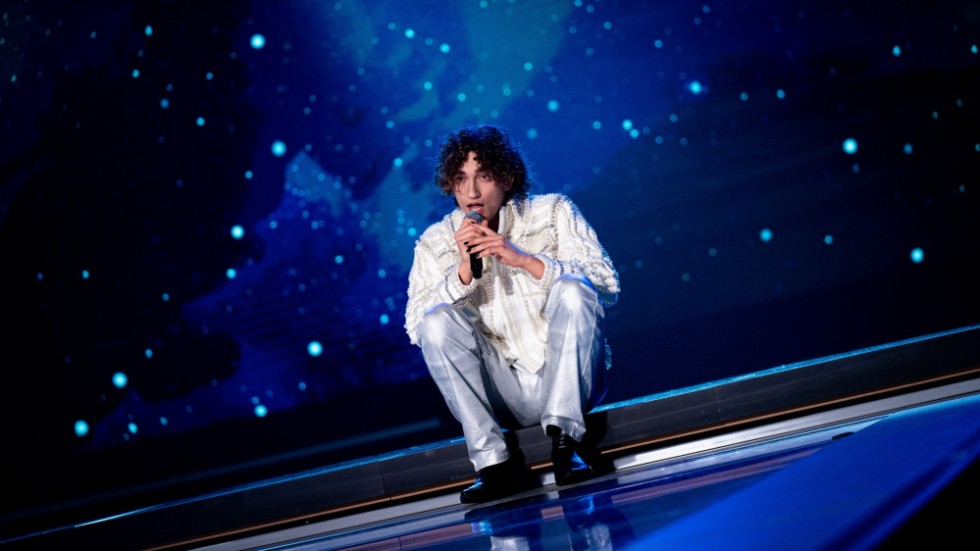 Albin, 19, ett steg ifrån Idolfinal • Är krasslig inför avgörandet ...