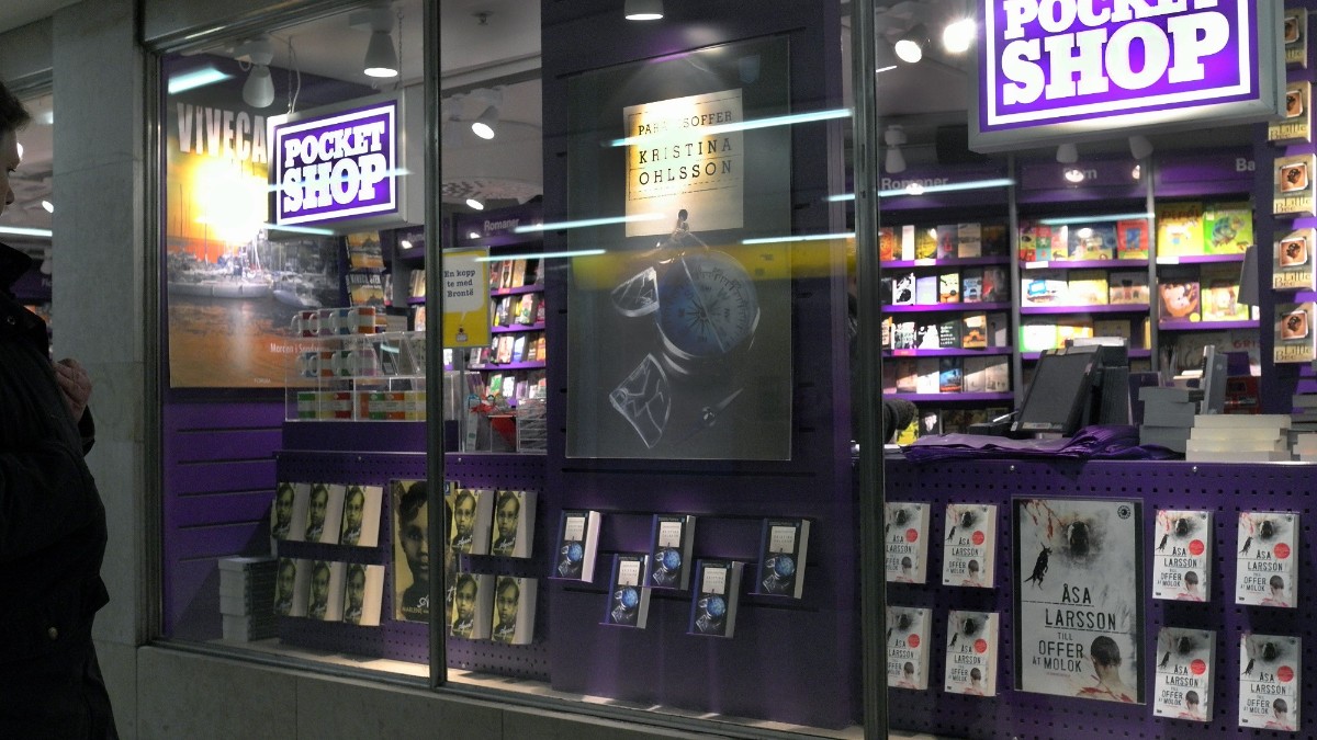 Adlibris köper Pocket Shop