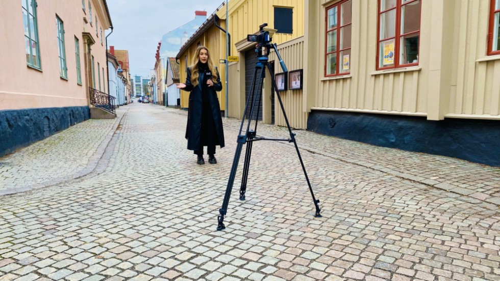 Hedvig, 24, ser till att det blir mer Vimmerby i SVT