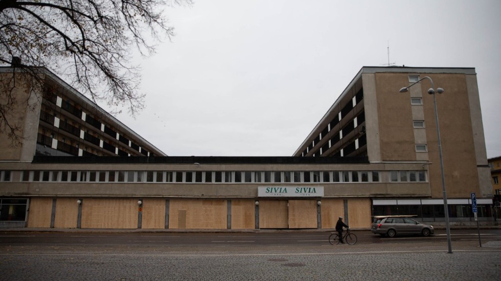 Hotellmogulen expanderar i Uppsala – bygger nytt med takbar och pool ...