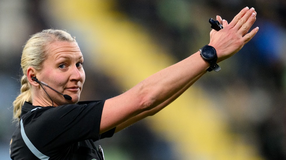 Tess Olofsson – domaren från norr är Sveriges enda i VM