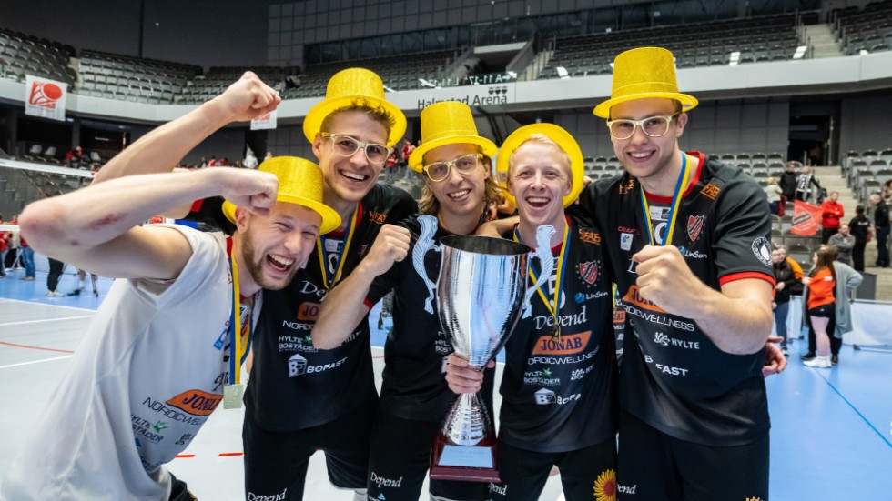 Norsjösönerna fick fira ett SM-guld – efter heroisk finalvändning
